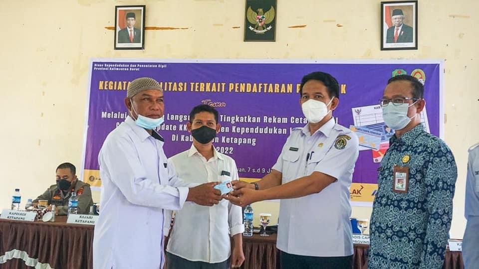 Asisten Sekda Bidang Pemerintahan dan Kesra, Edi Radiansyah Buka ...